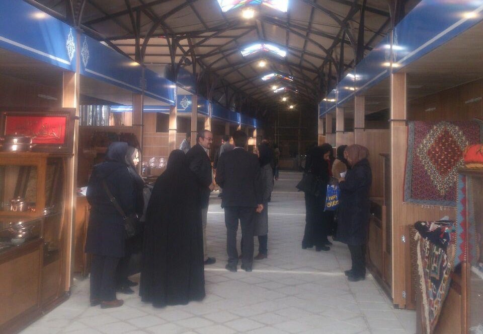 حمایت از ایجاد بازارچه‌های صنایع‌دستی در مجتمع‌های گردشگری - خبرگزاری ...