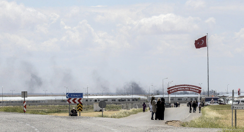 Turkey completes building wall on borders with Syria, Iraq - Mehr News ...