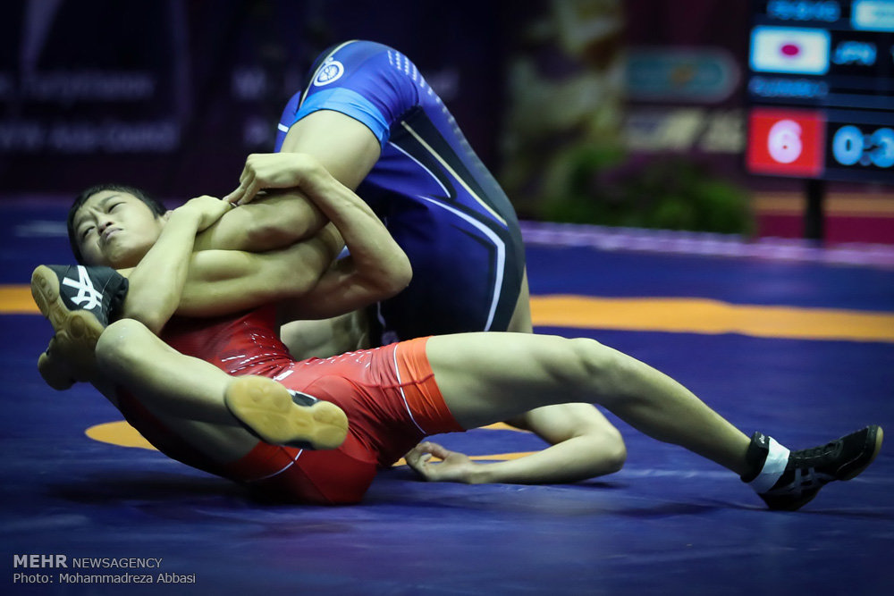 Iranian freestyle wrestlers gain two silver medals - Mehr News Agency