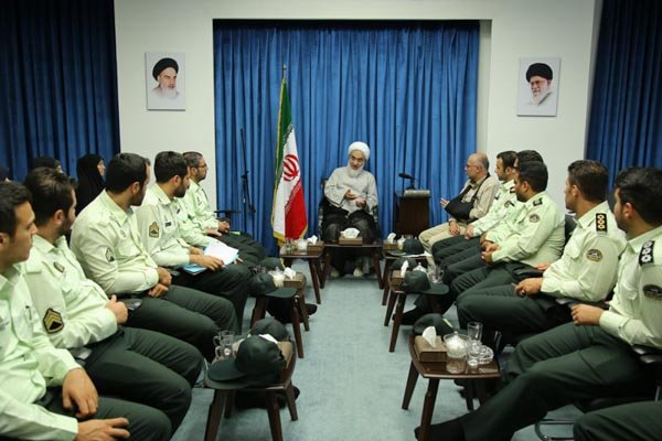 جزیره‌ای کار کردن بزرگترین آفت کار فرهنگی است - خبرگزاری مهر | اخبار ...