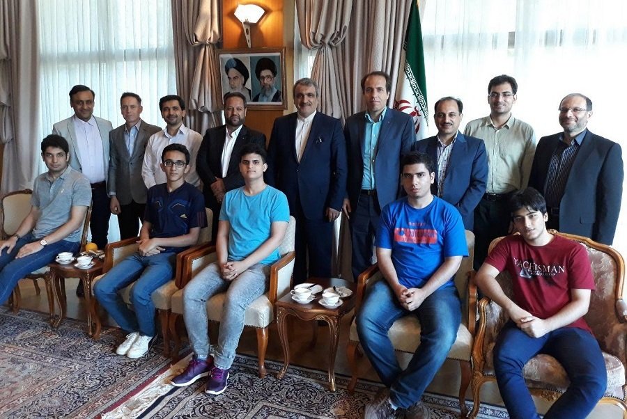 Iranian computer scientists bag 4 medals at IOI 2018 - Mehr News Agency