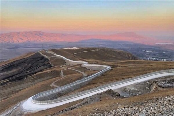Turkey complete 81-km wall along Iranian border: Report - Mehr News Agency