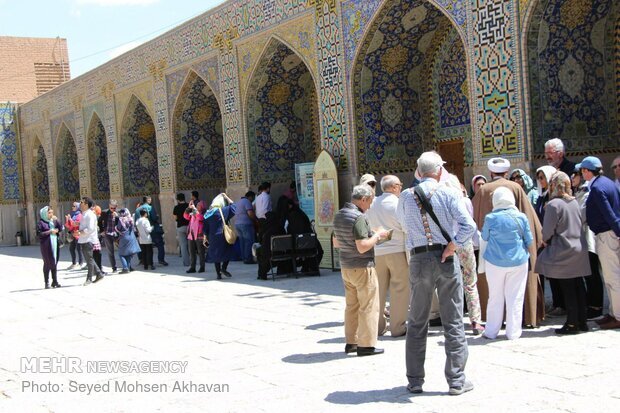 1st group of foreign tourists arrive in Iran amid pandemic - Mehr News ...