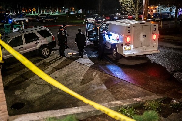 Mehr News Agency - 1 Killed, 5 injured in Shooting During Portland Protest