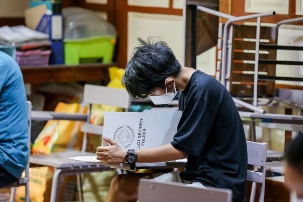 Mehr News Agency - Philippines voters head to polls to elect a new ...