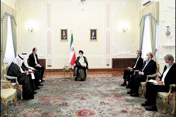 Iran friend of its neighbors in difficult times: Raeisi - Mehr News Agency