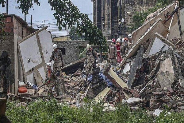 Death toll rises to 14 in Brazil building collapse - Mehr News Agency