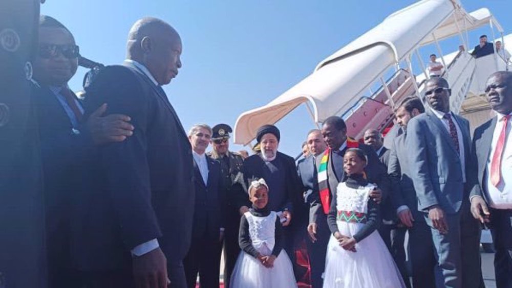 Iran's Raeisi arrives in Zimbabwe on last leg of African tour - Mehr ...