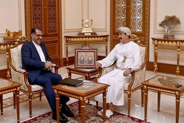 Iran envoy, Omani minister discuss bilateral ties - Mehr News Agency
