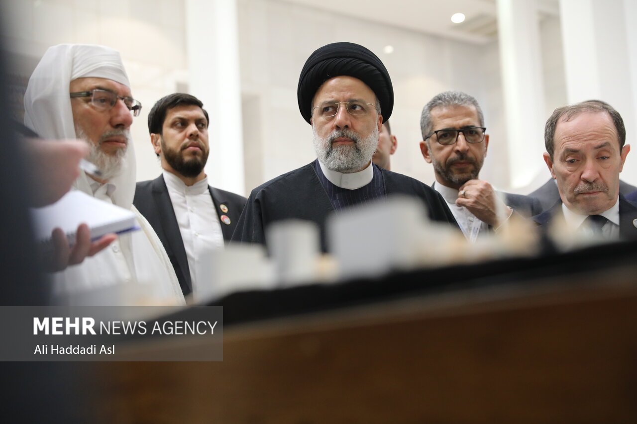 Mehr News Agency - Raeisi visits Algerian Grand Mosque