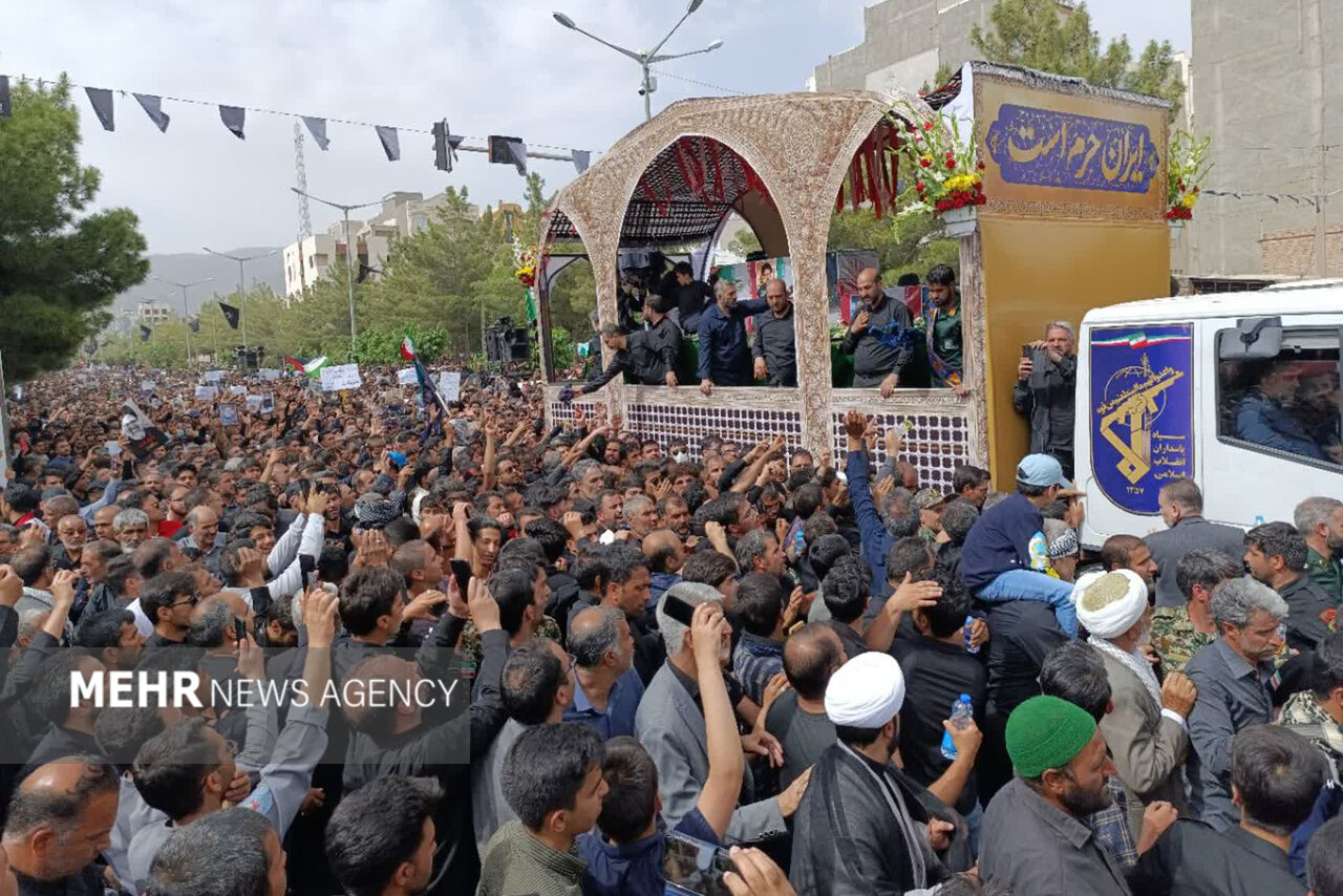 Pres. Raeisi funeral held historically in Birjand (+VIDEO) - Mehr News ...