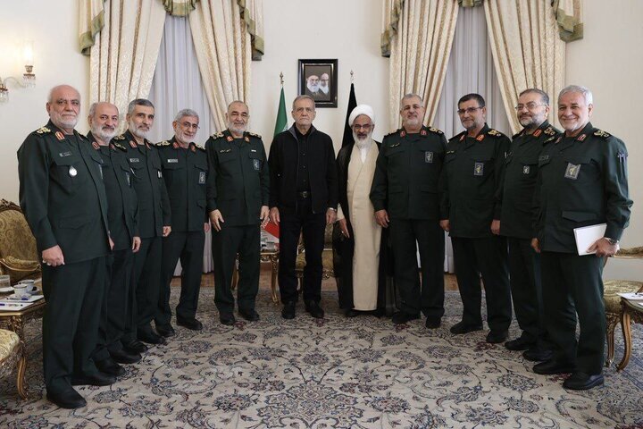 IRGC commanders meet President-elect Pezeshkian - Mehr News Agency