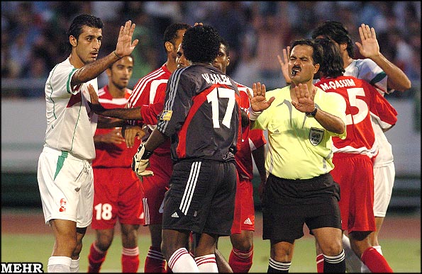 File:Friendly football match, Iran 1-0 UAE (10).jpg - Wikimedia Commons